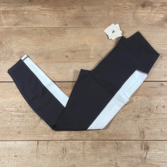 Fabletics | Pants & Jumpsuits | Nwt Fabletics Onthego Highwaisted ...
